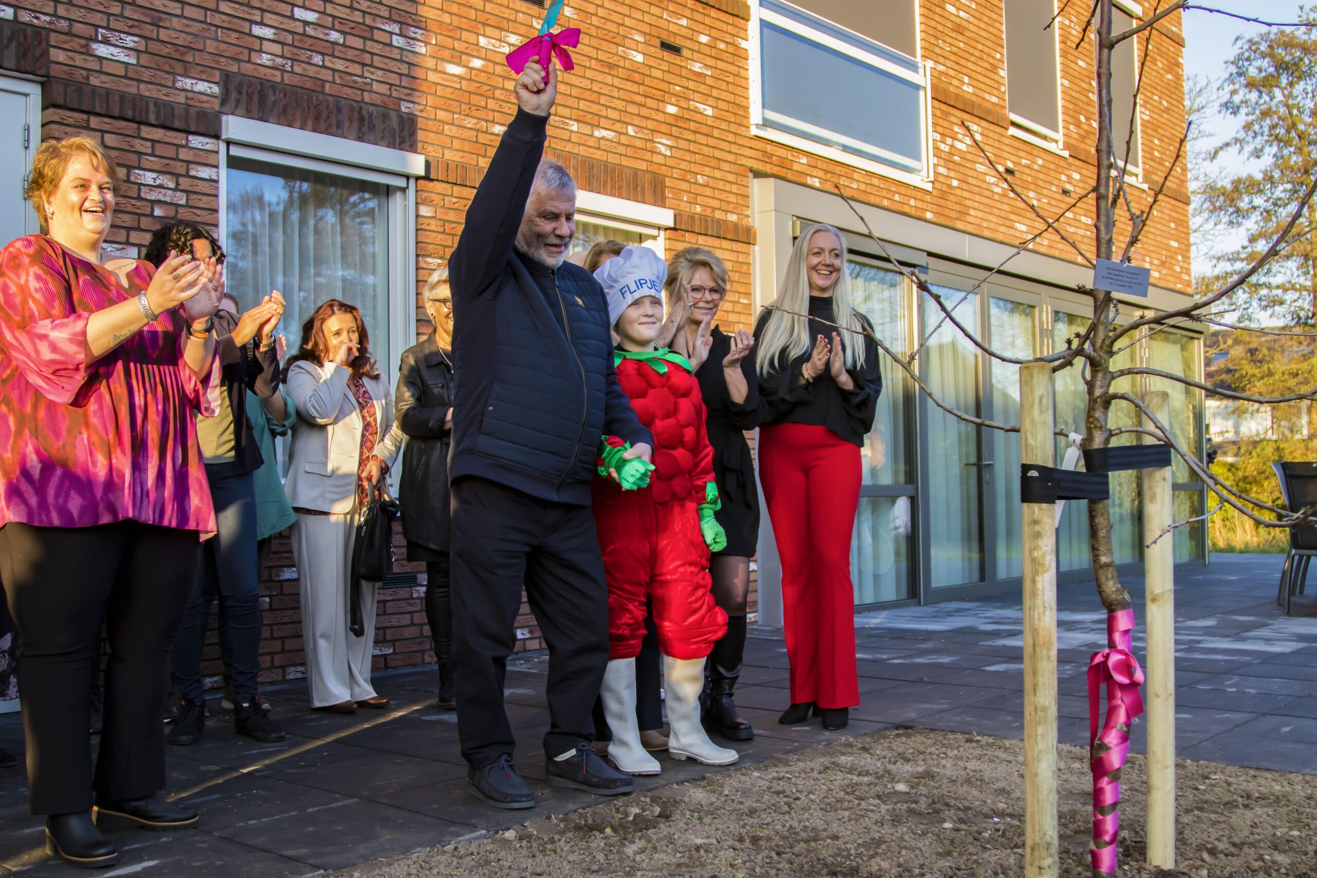 Hof van Waal officieel geopend - Saamborgh Hof van Waal officieel geopend - Saamborgh